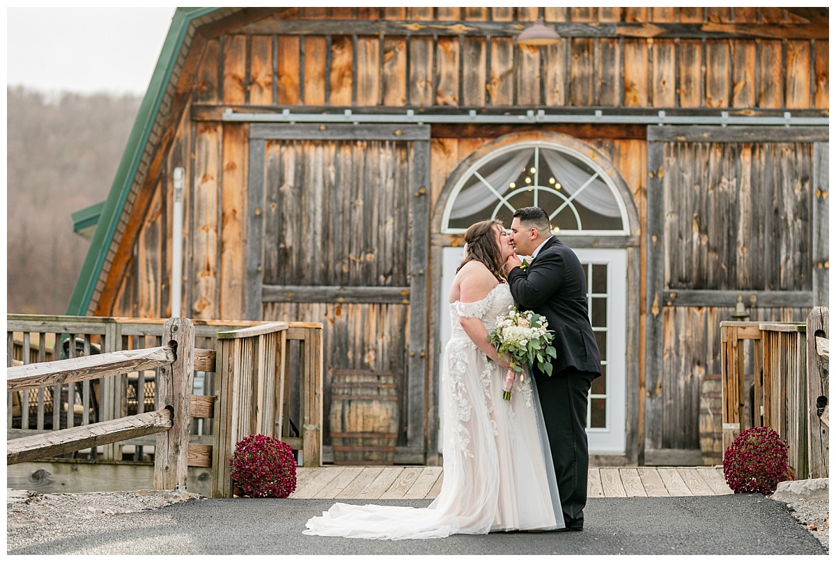 Wolf Oak Acres Wedding | Gabby and Joe