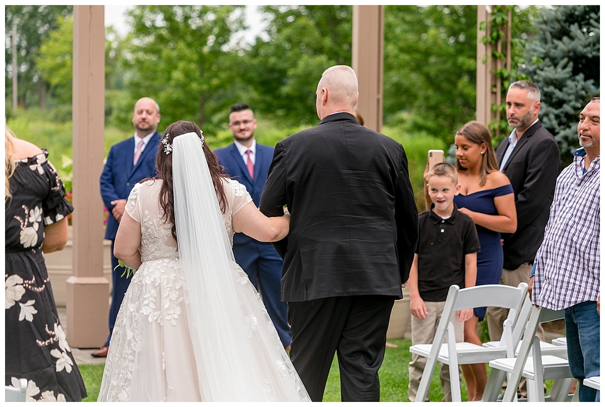 5 Tips For Brides Walking Down The Aisle